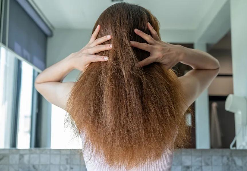 Why is the longer the hair, the easier it is to split ends? Is it poor ...