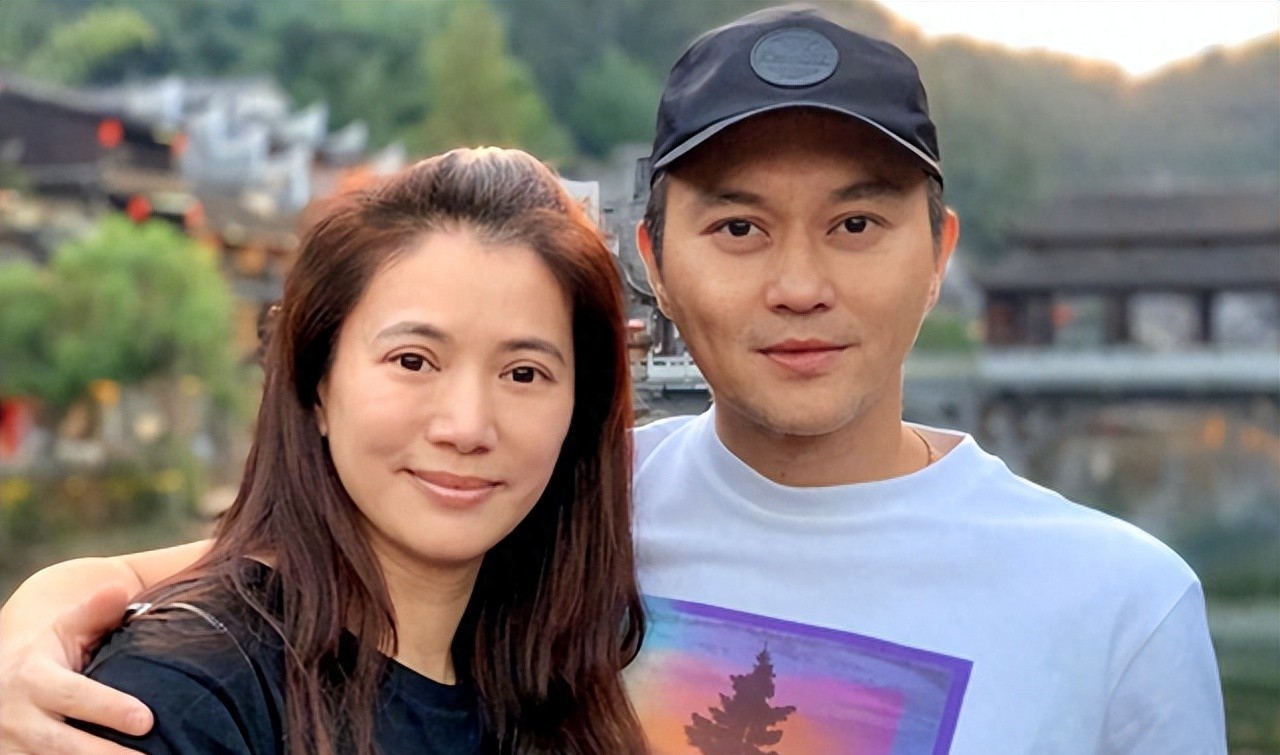 Julian Cheung's loving persona overturns: sexless marriage, kissing ...