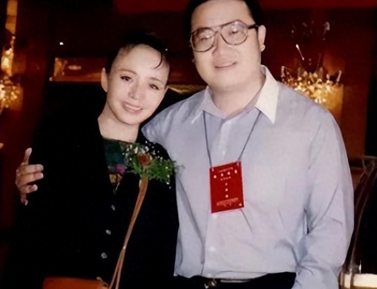 Talented girl Liang Huan has been married to Yingda for 26 years, and ...