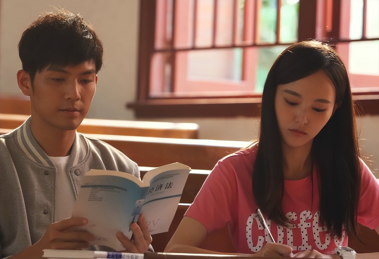 Gu Man insisted on using her three times, the director decisively re ...