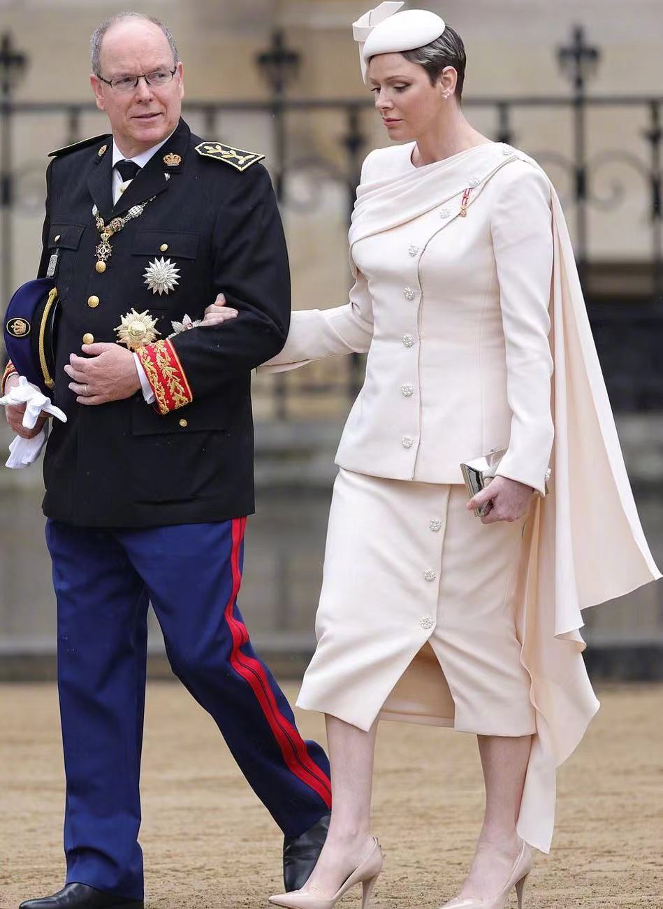 The "most beautiful queens" from all over the world gathered in the UK ...