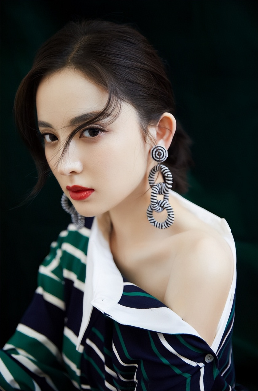 Yang Mi, Na Ying, Nazha, Tang Yan, Guan Xiaotong, Wei Daxun, Wang Churan, Zhao Lusi, Cheng Yi ...