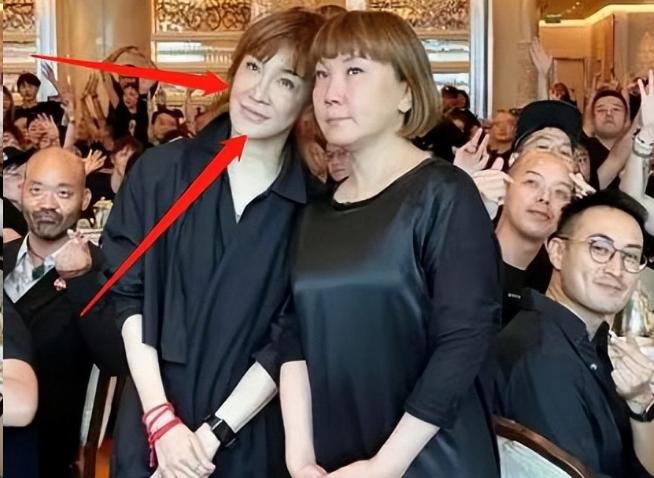 Coco Lee fans are completely angry! Li Silin's comment section exploded ...