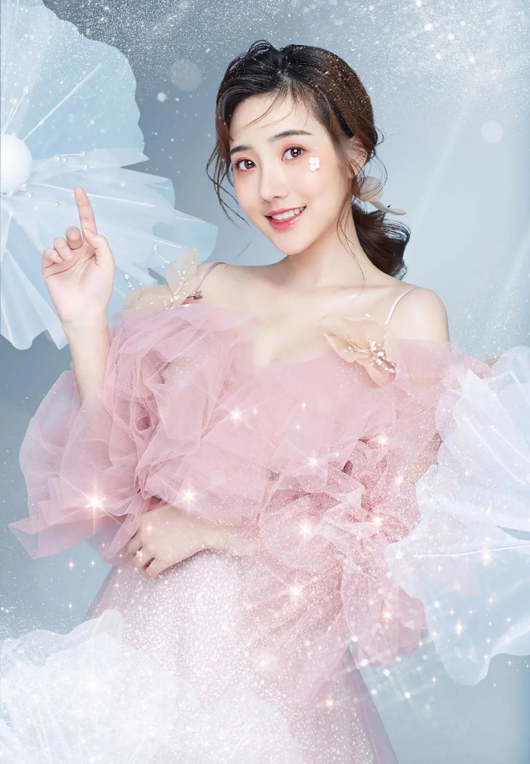 Beautiful actress Bai Xinyi born in 1995 - iNEWS
