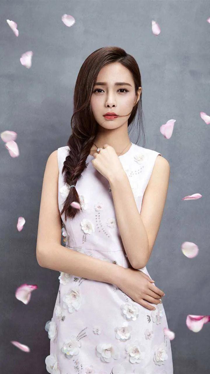 Shen Mengchen: Fresh smile, full of girlishness - iMedia