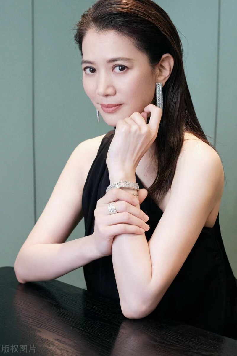 Anita Yuen lives so delicately - iNEWS