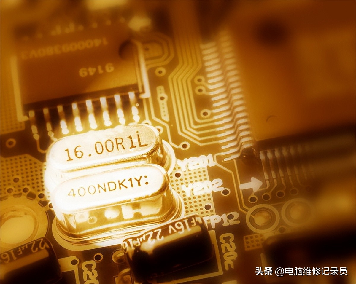 How can a computer novice determine that the crash is caused by a ...