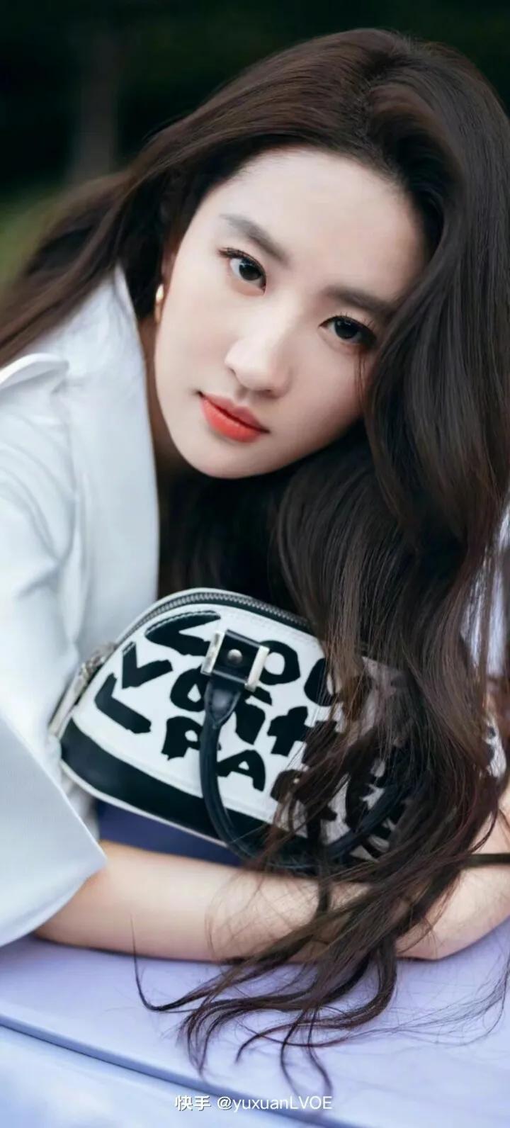 The beauty of the prosperous age depends on Liu Yifei - iMedia