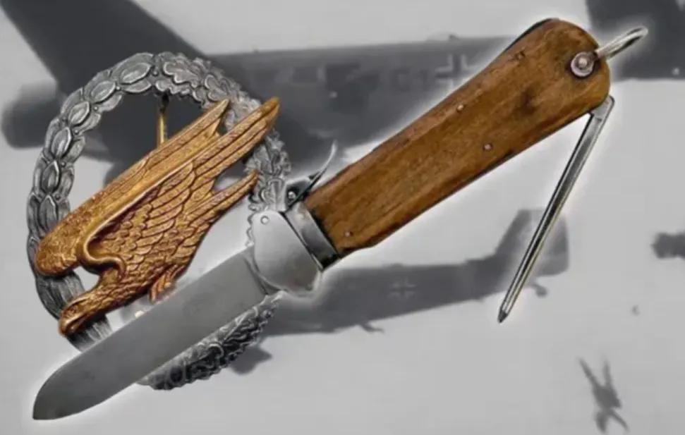 One of the most special military knives of the German army is equipped ...
