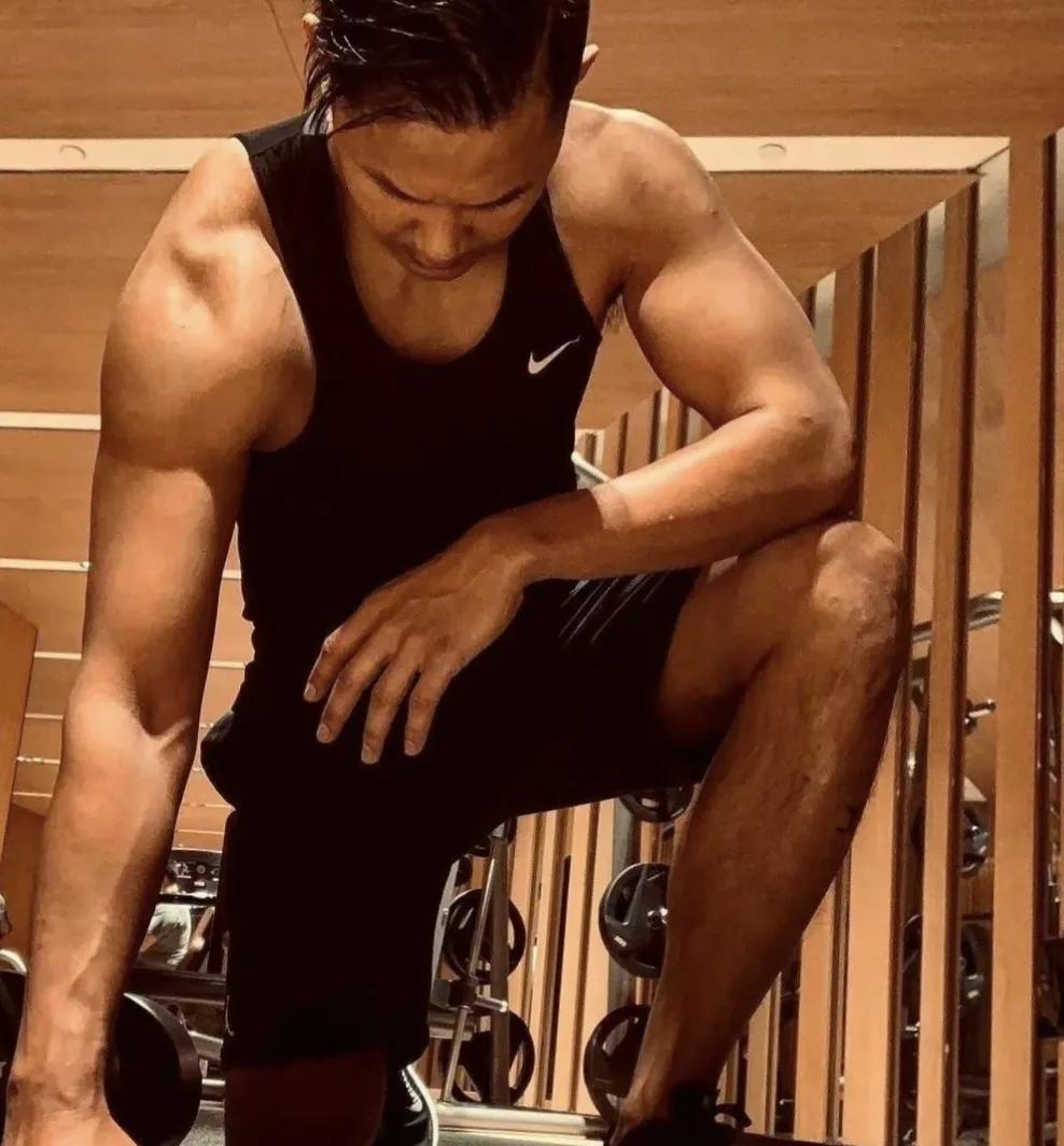 Black Chen Jianzhou not only likes to play in private, but also is very ...