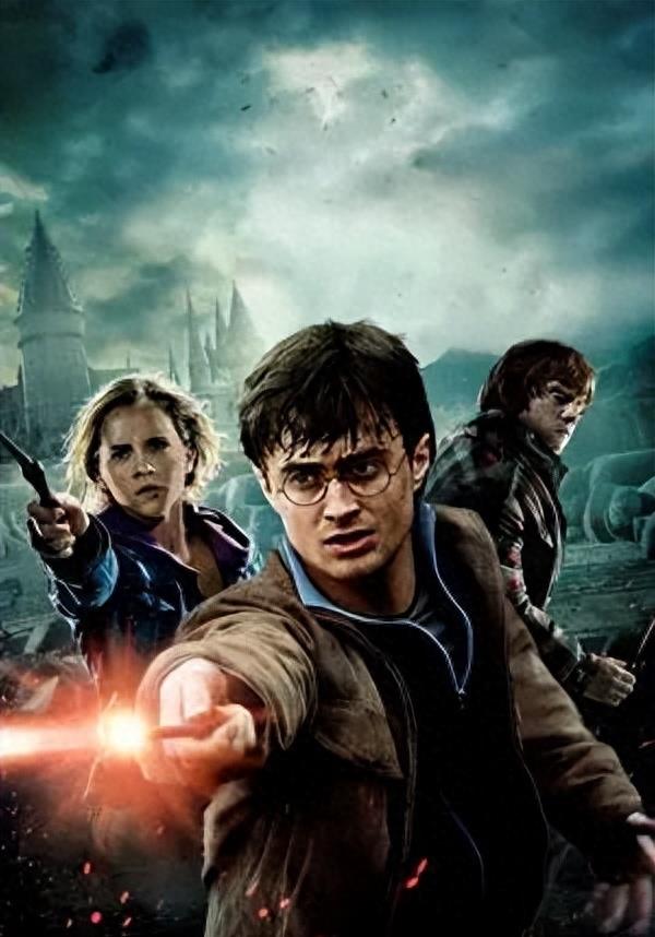 The ultimate wave! Harry Potter battles Voldemort, and the protagonist ...