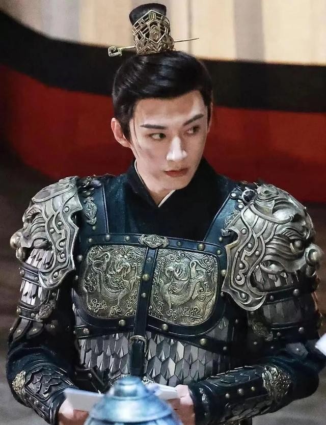 "Spring Flower Flame" is set! Wu Jinyan plays the revenge heroine again ...