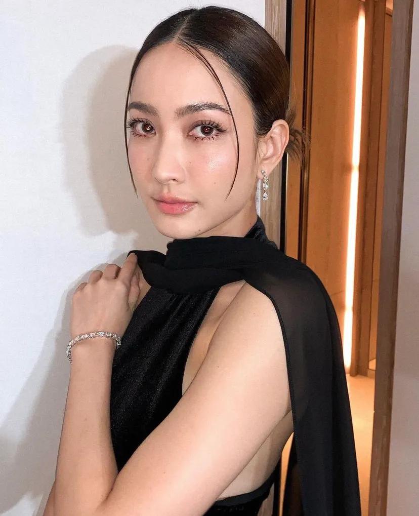 Recently Taixing ins update: taew vill chompoo, etc. 8.22 - iMedia