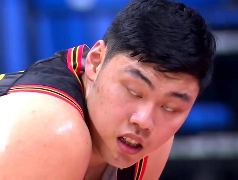 Zhao Yiming is awesome, he can form twin towers with Shen Zijie, and he ...