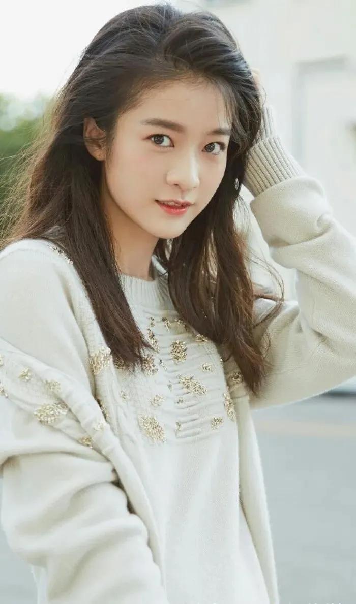 Blooming Flower Zhang Xueying - iMedia