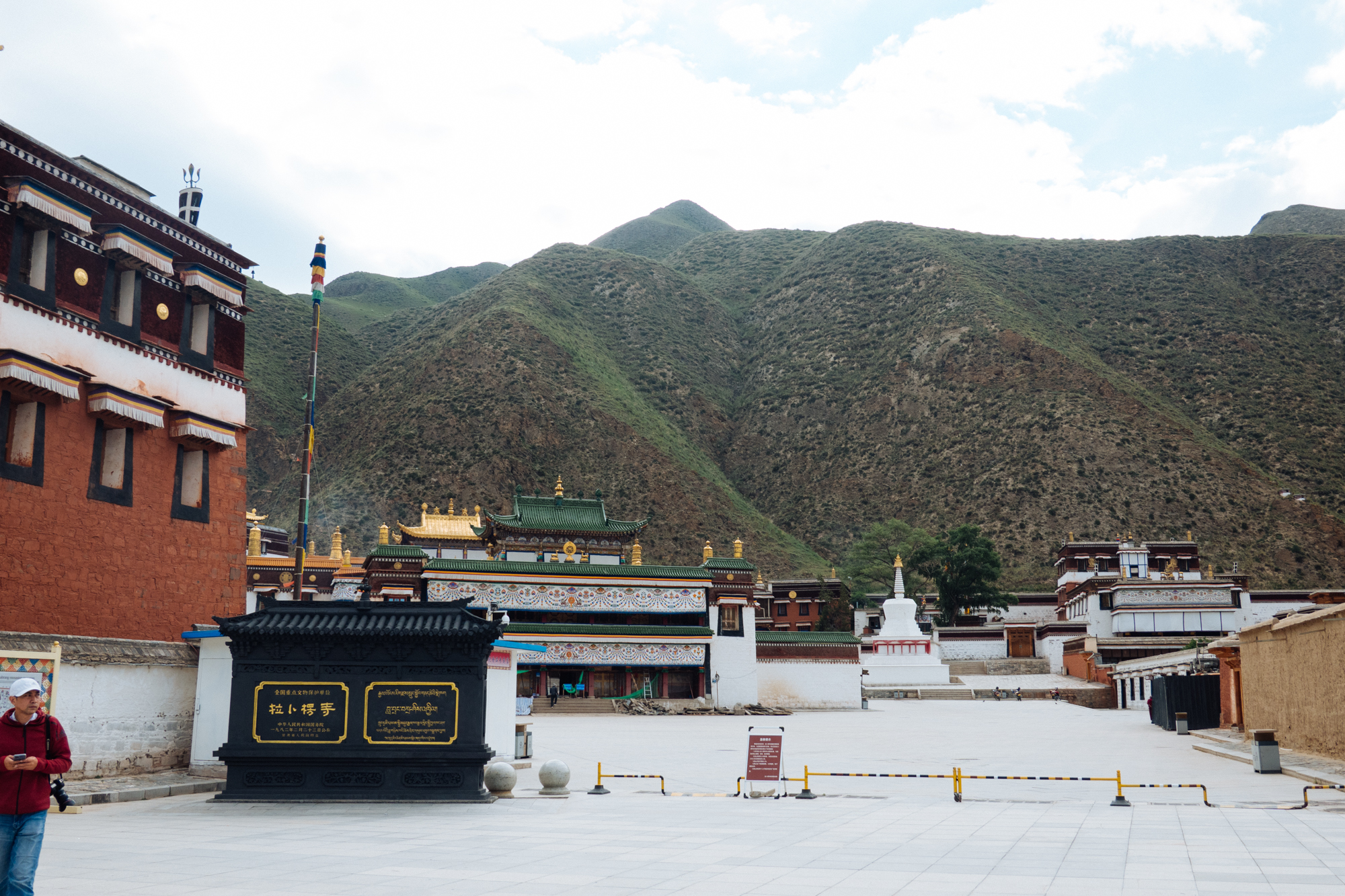 A temple that Tibetans must visit once in their lives, with an area ...