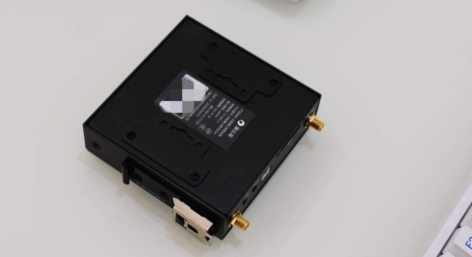 解決個人租房、工作室網絡問題，蒲公英R300A測評 - 資訊咖