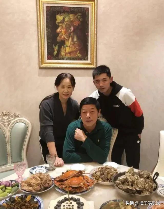 Is there a sign that Jing Tian and Zhang Jike broke up? The two refused ...