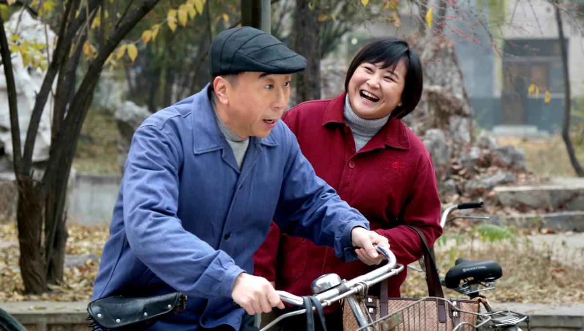 He became famous all the way with his partner Feng Gong Spring Festival ...