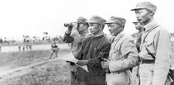 Why did the enemy choose Ye Xiang to attack and let Chen Su go? Jiang ...