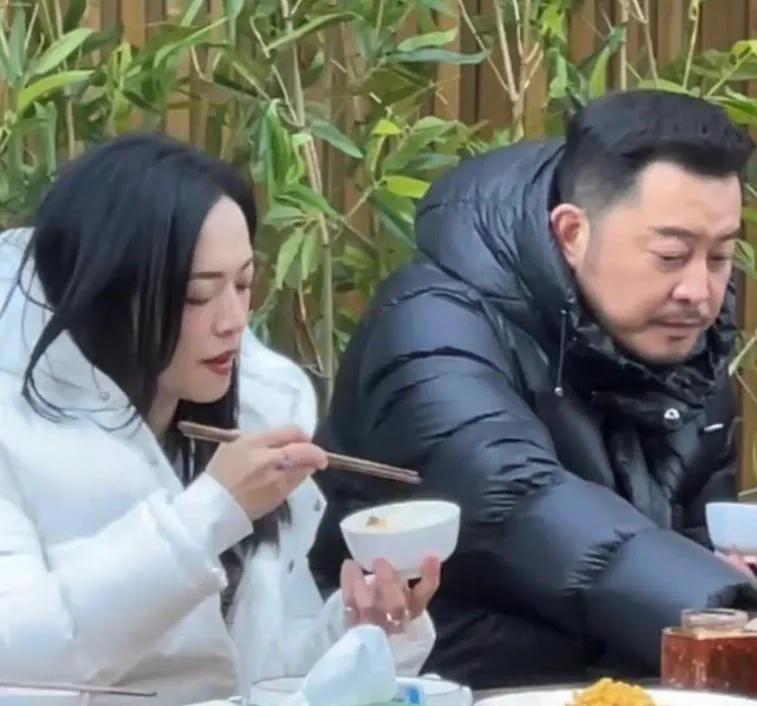 Tang Yan, who is nearly 40 years old, makes her debut in variety shows ...