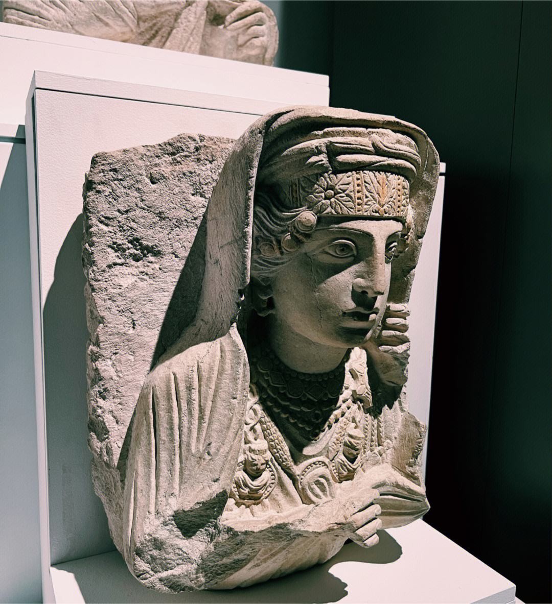 The legendary brothers Romulus and Remius originated from the founding ...