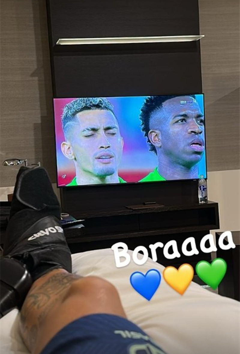 Pretty similar!The World Cup is a lot of fun, the fake Neymar appeared ...