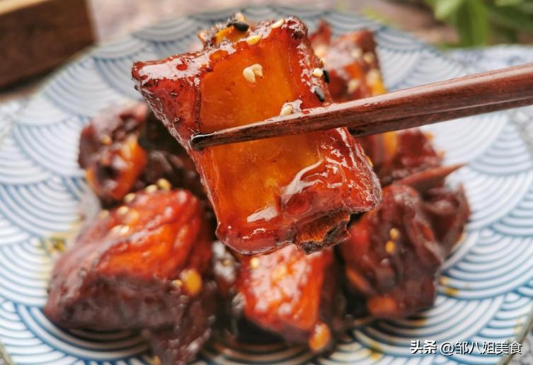 When you are older, you must know how to "eat 2 less and 3 more", which ...