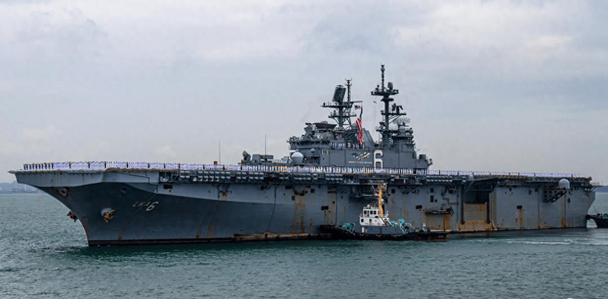 At the last moment of the Huang Haijun show, the US ship suddenly ...