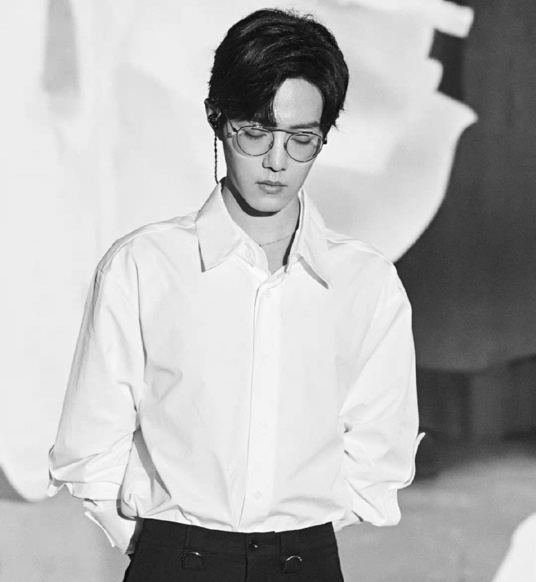 Xiao Zhan's "Scorching Sun with Me" Reuters photo has been released ...