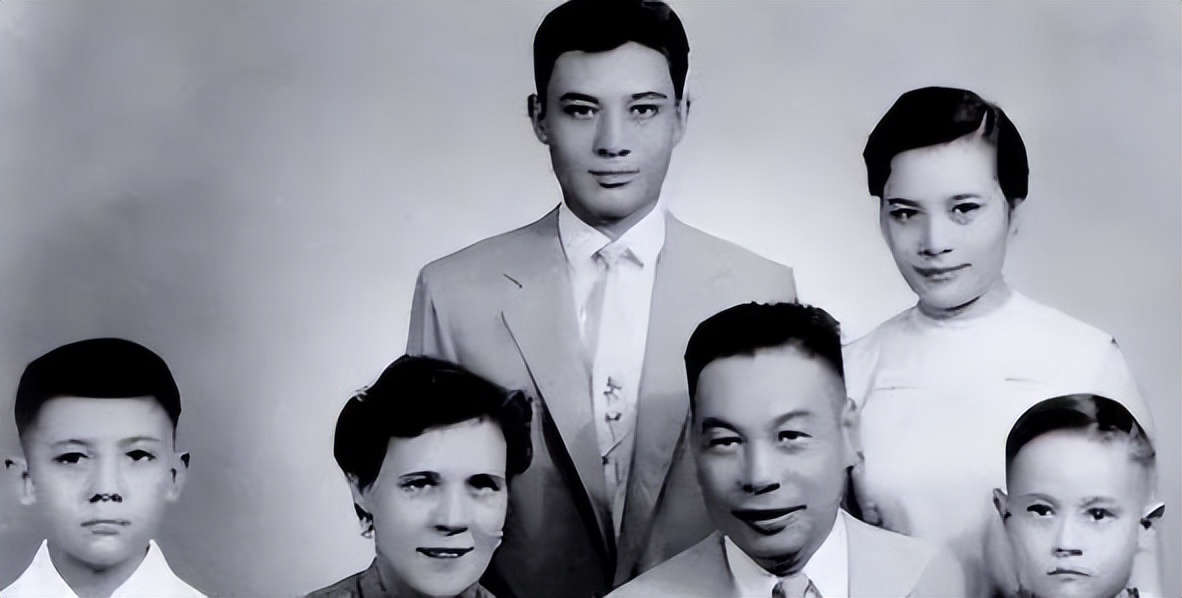 When Chiang Ching-kuo died at the age of 78, his account was opened ...