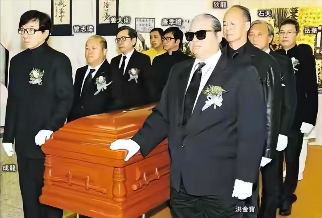 After being chased by the ghost for 15 years, the funeral caused a ...