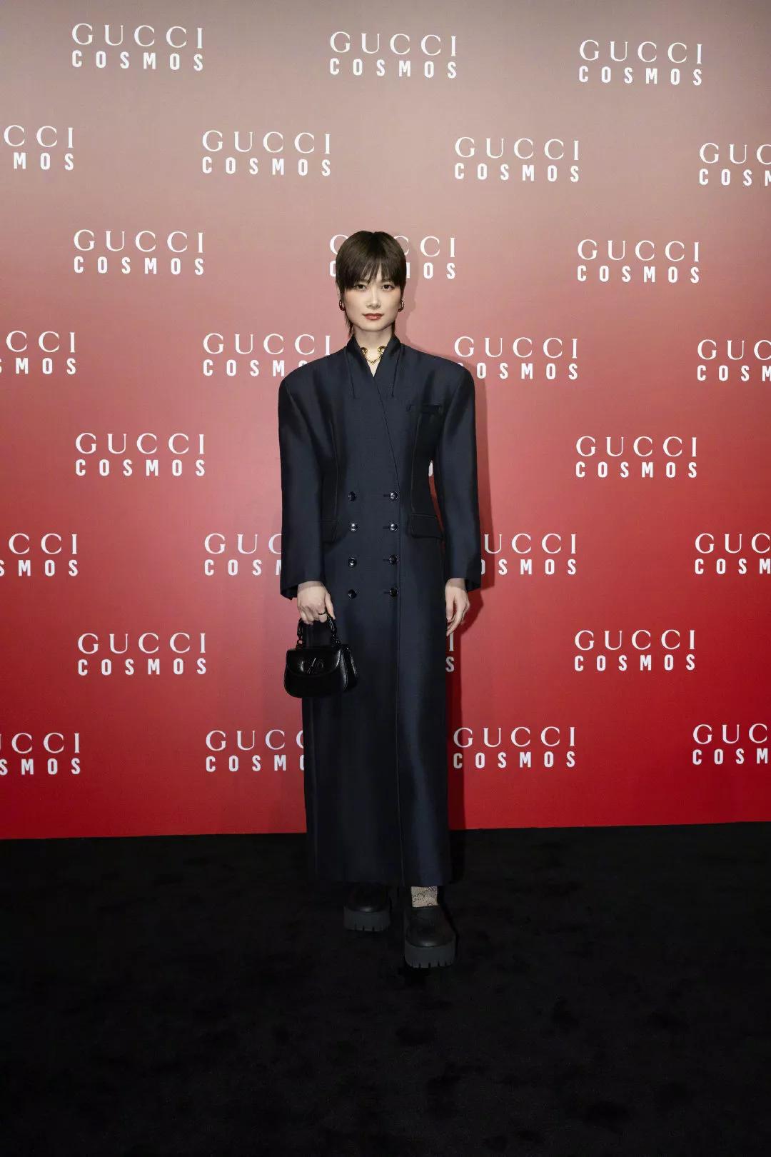 In tonight's red carpet look, Shu Zhan amazed everyone, and Li Yu was ...