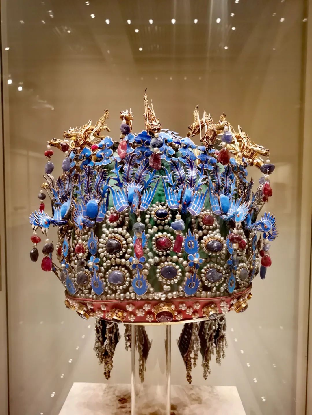How luxurious is the phoenix crown of Xiaoduan Queen composed of more ...
