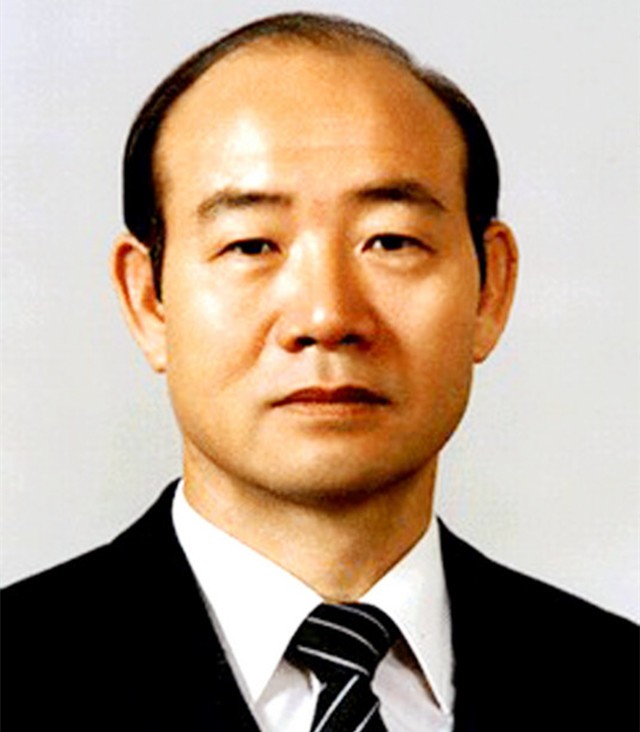 In 1987, the beautiful agent Kim Hyun Hee caused 115 deaths in an air crash. Why was she ...