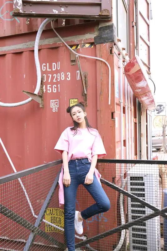 Mingyang Entertainment—Beauty Star—Anqi Yang - iNEWS