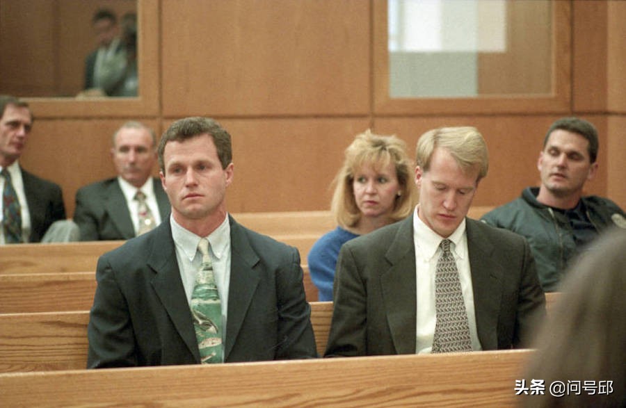 The story of the '90s black American singer's shootout with the police ...