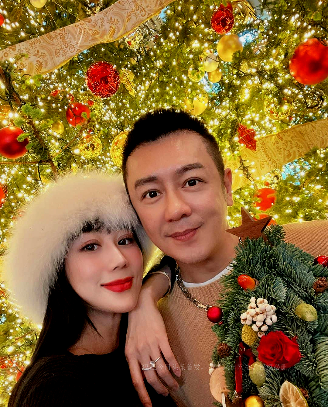 Chen Haomin's lovely wife dressed up as a mermaid in a swimsuit at the ...