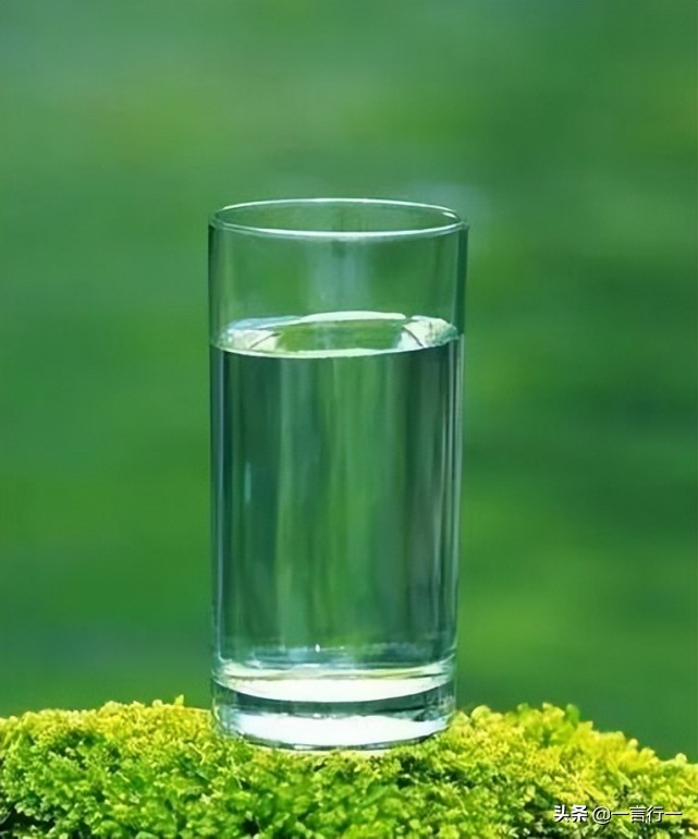 The "water droplets" in the three-body can easily penetrate the earth ...