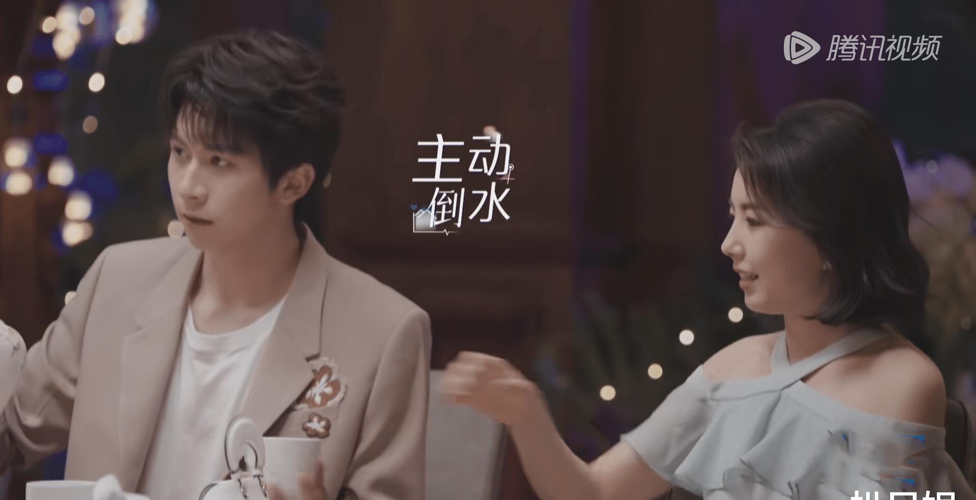 The difference between 22-year-old Hou Siyi and 24-year-old Fan Yilan ...