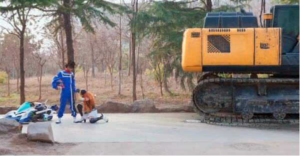 On the occasion of the fourth anniversary, what kind of "QQ Speed ...