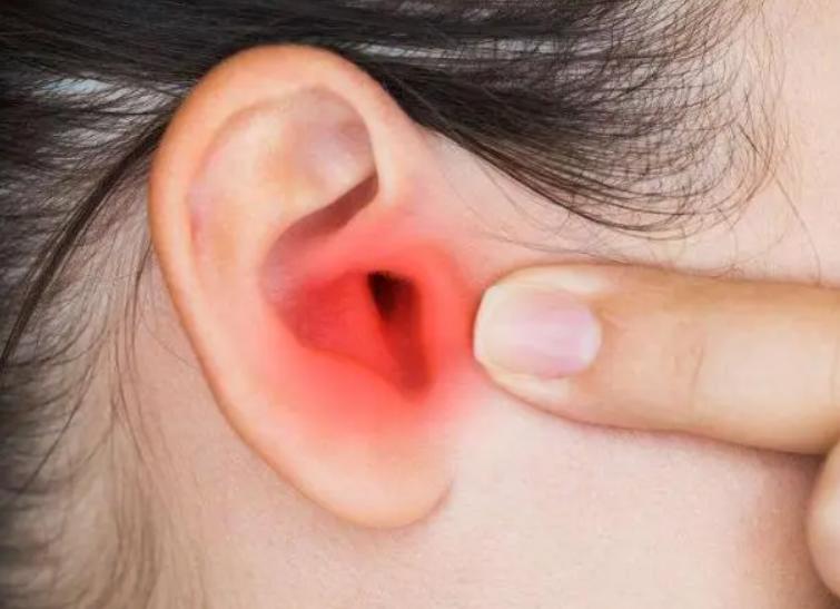 Ears frequently itchy, but can't get anything out?Reminder: These 4 ...