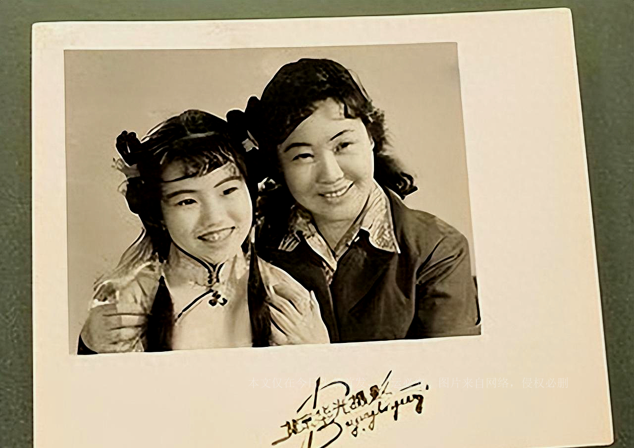 Controversy over "Spy" Fang Jing - iMedia
