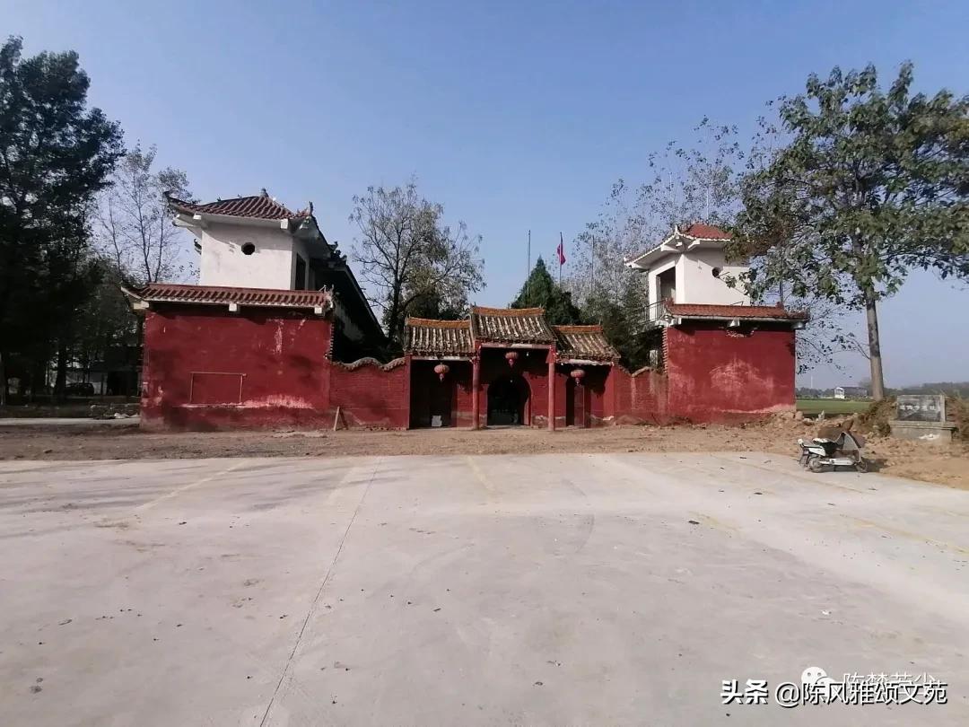 Qu Zhi's Travels before Yufo Temple Talking to the King of Tang Dynasty ...