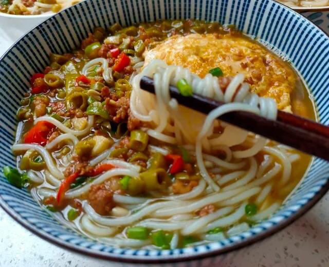 Rice noodles are Hunan's memory, capers are the taste of home, quick ...