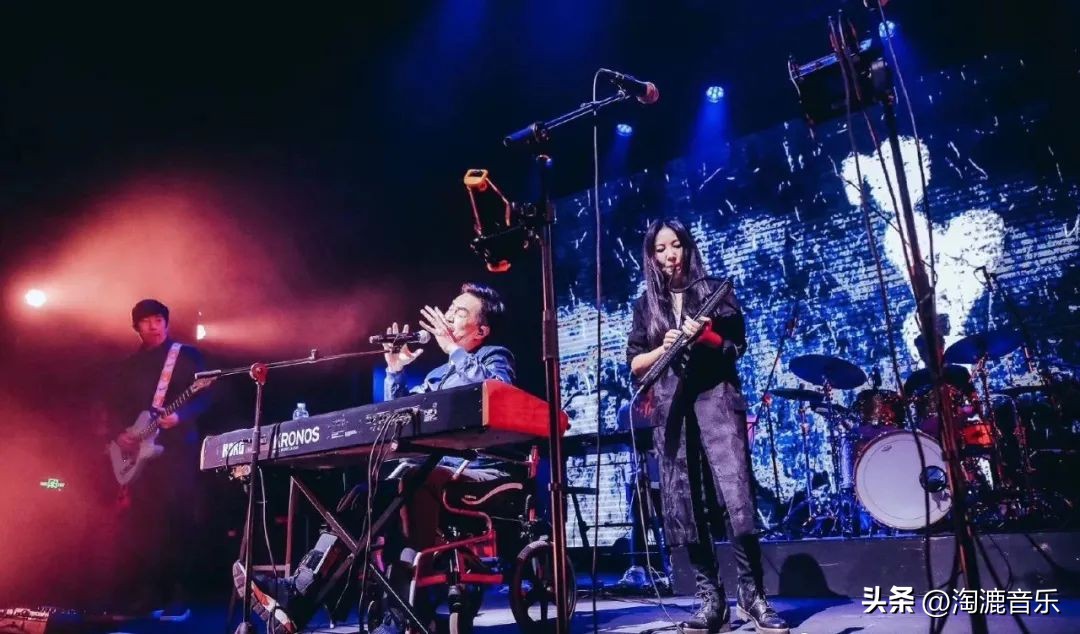 Li Quan has been "secretly in love" with her for many years, and Andy ...