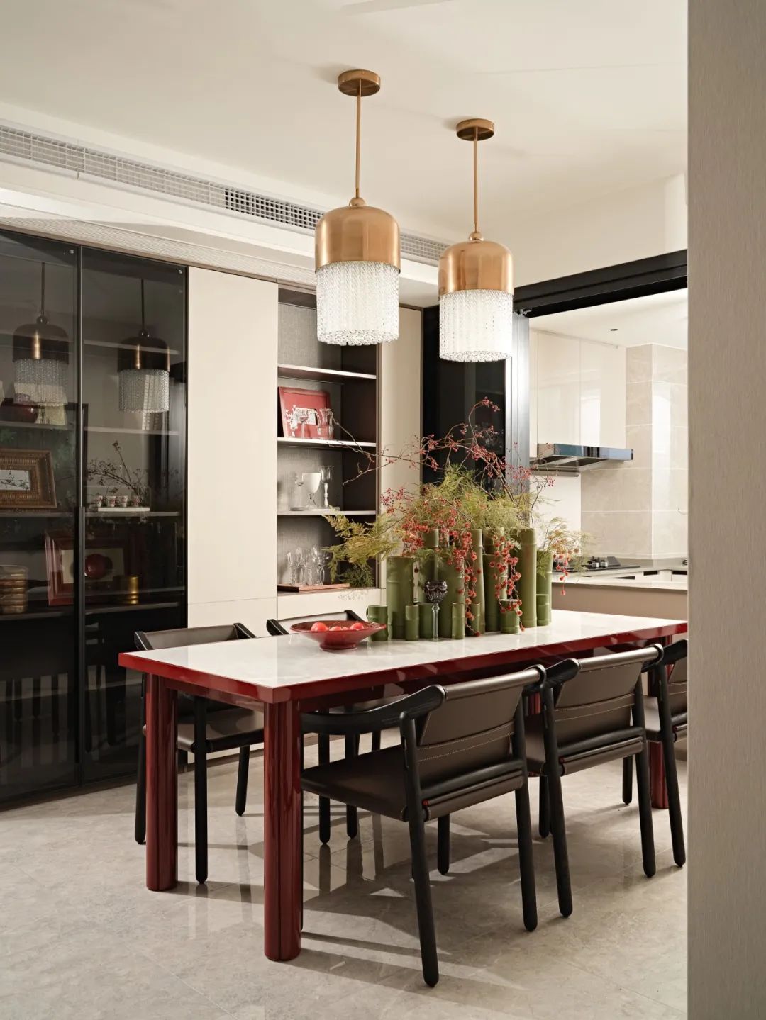 Love and nature collide with each other, interpreting exquisite life ...