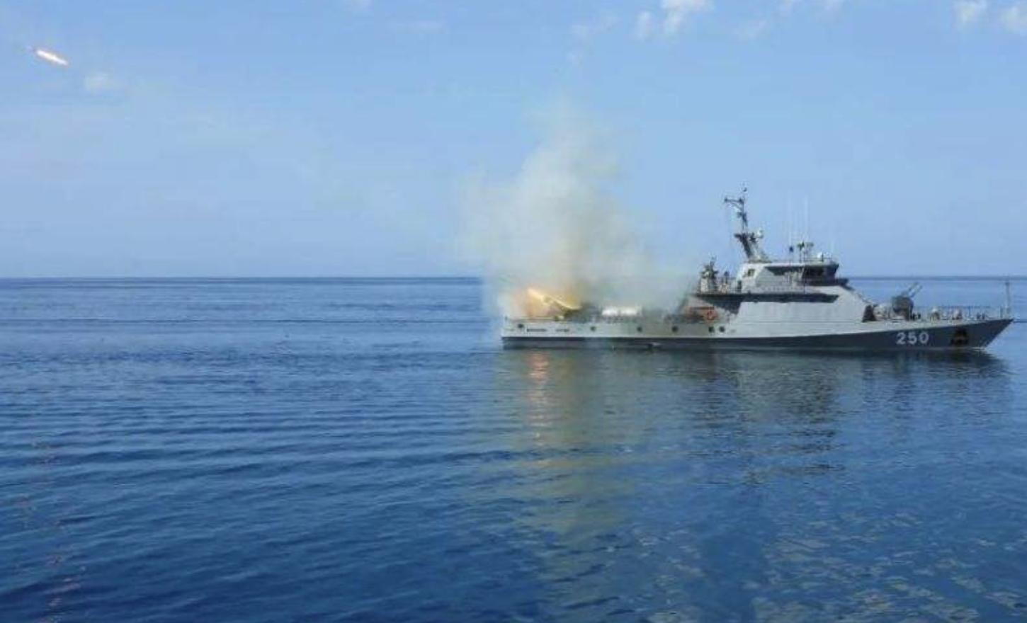 How weak is the navy of the world's largest landlocked country? - iNEWS