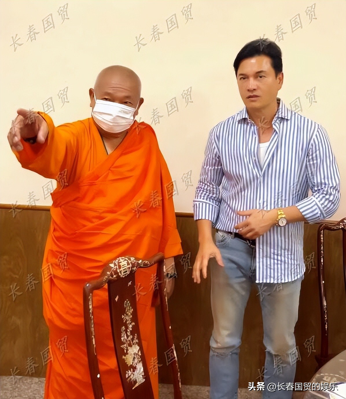 A recent photo of 67-year-old Lu Liangwei was exposed, with a strong ...