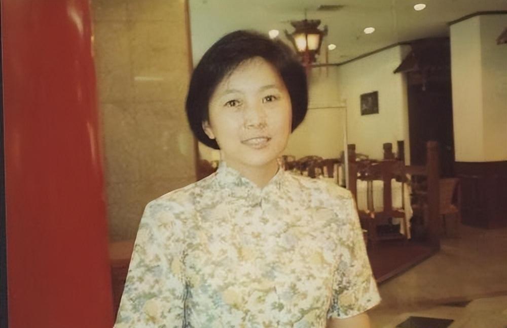 From a kitchen handyman to a CCTV hostess, then to a contract worker ...